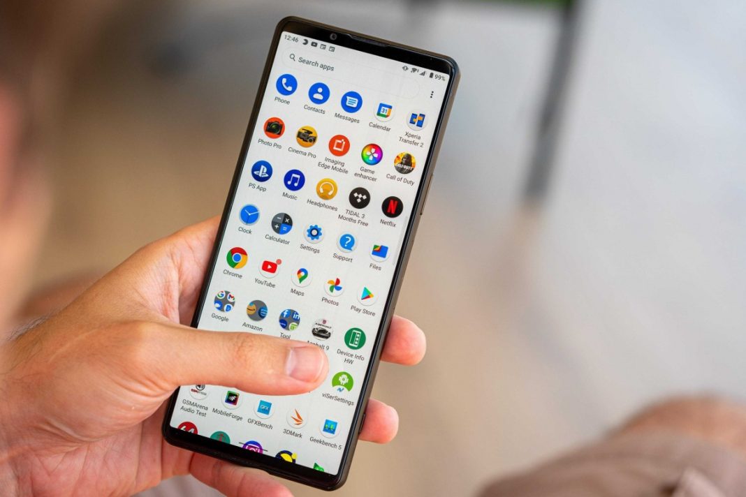 Tata Ruang Layar Utama yang Berantakan pada Ponsel: Penyebab dan ...